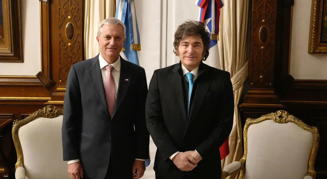 Javier Milei viaja a Chile para participar de la asunción presidencial ...